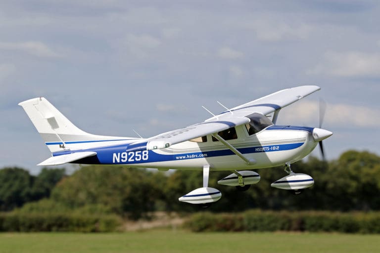 Cessna 182 | ARTF Scale | RCM&E