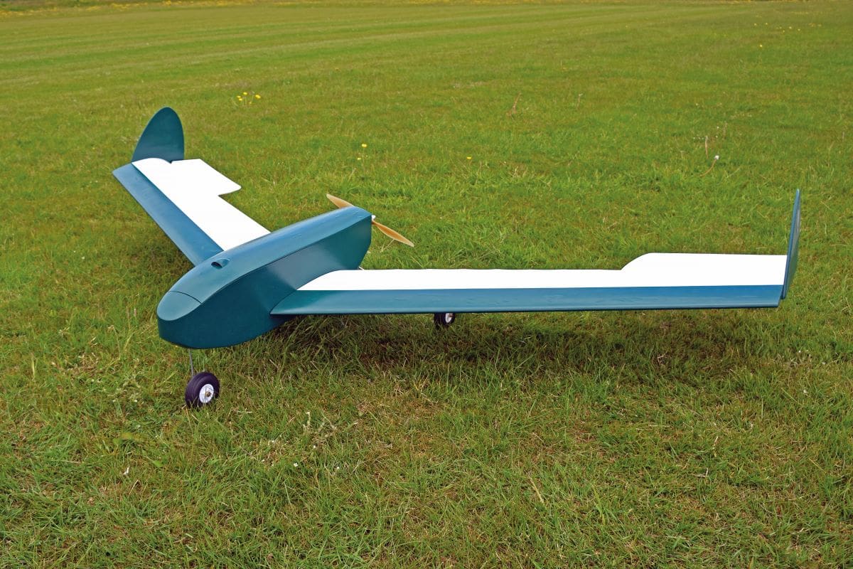 Manx Queen | Modifying & building a tailless design from 1947 | RCM&E ...