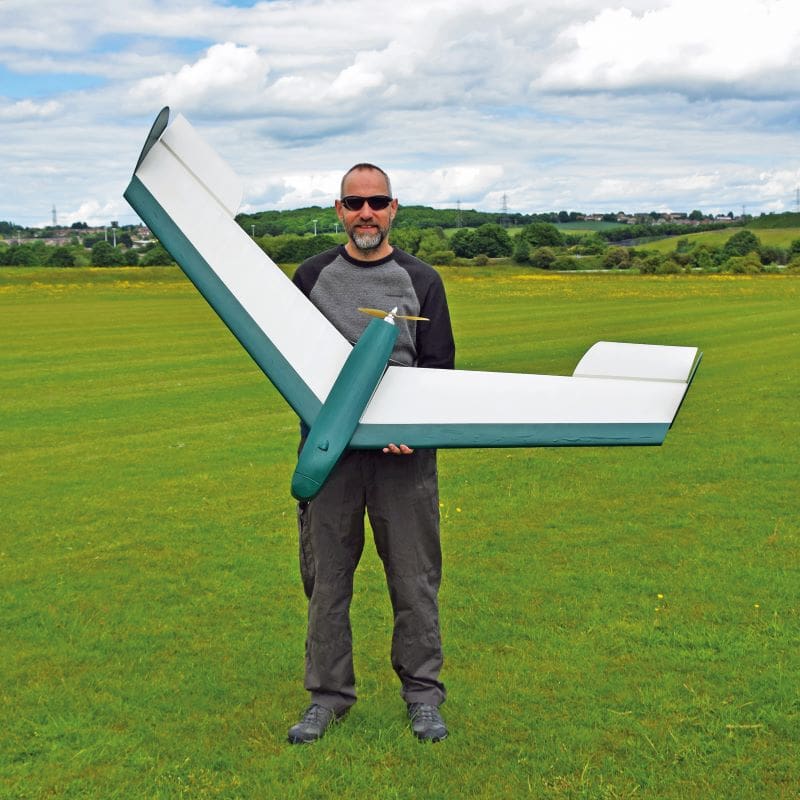 Manx Queen | Modifying & building a tailless design from 1947 | RCM&E ...