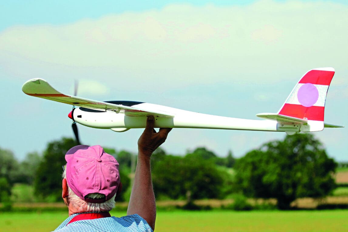 Phoenix S 1600 gliding competition | RCM&E Magazine